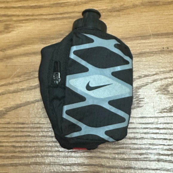 Nike | Other | Nike Storm 6oz Hand Held Water Bottle 3 Oz | Poshmark